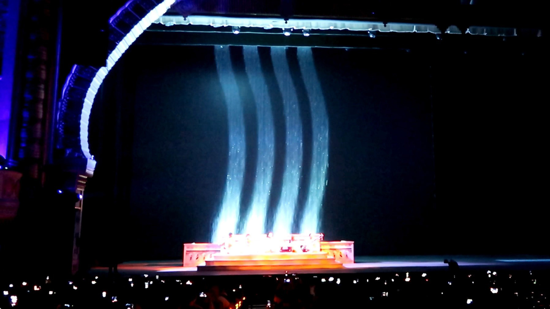 Custom Water Effects for Events | Water Screens | Water Shows | TLC ...