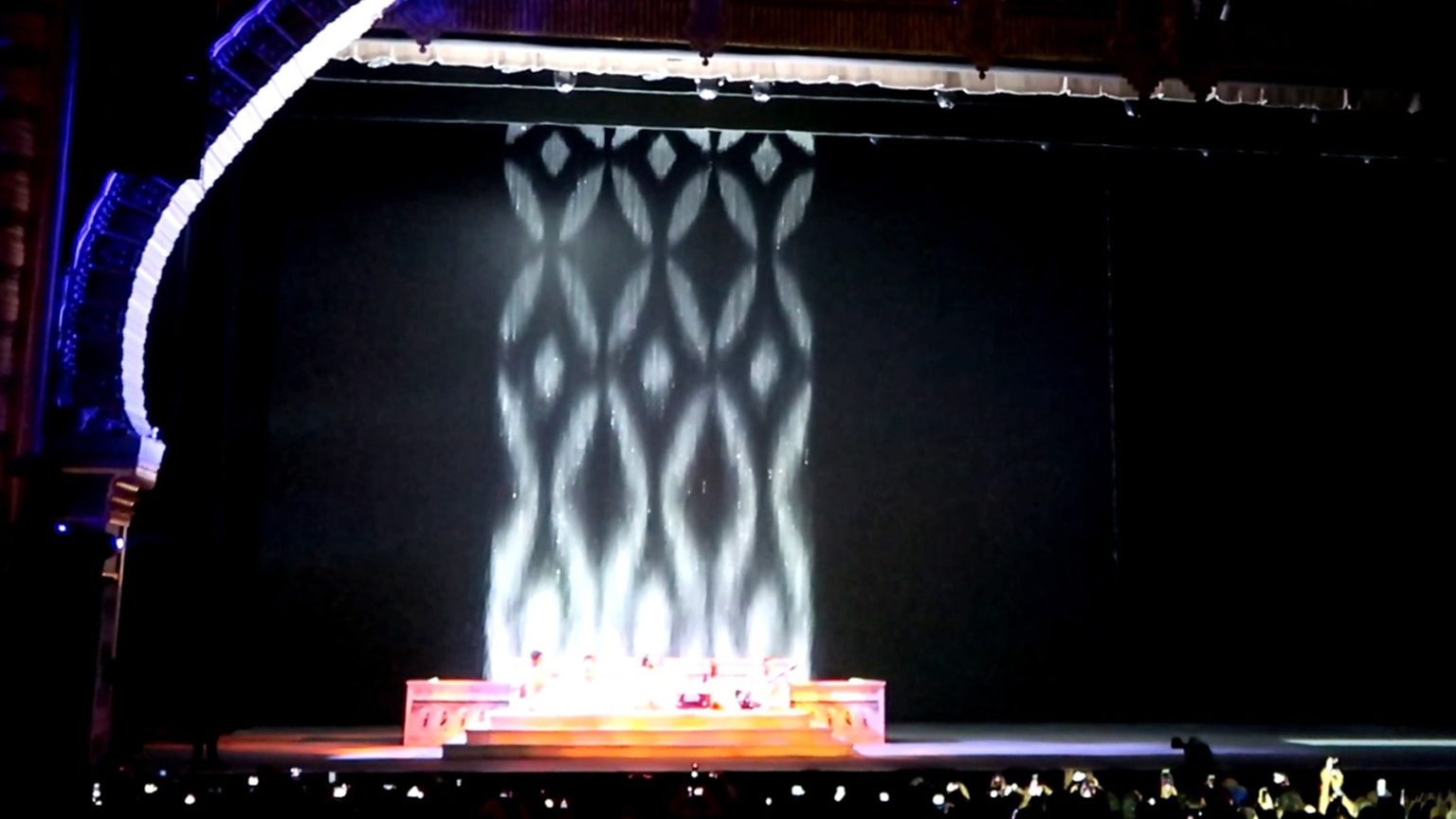 Custom Water Effects for Events | Water Screens | Water Shows | TLC ...